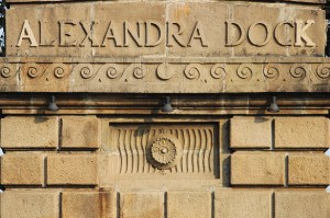 a self-guided walk through mumbai’s iconic business district: ballard ...