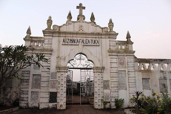 the backwaters and fort in aldona | rama toshi arya's blog