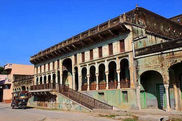 the complete travel guide to the wonders of shekhawati | rama toshi ...