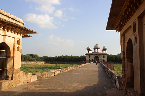 narnaul: of all-powerful medieval nobles and incredible wealth | rama ...